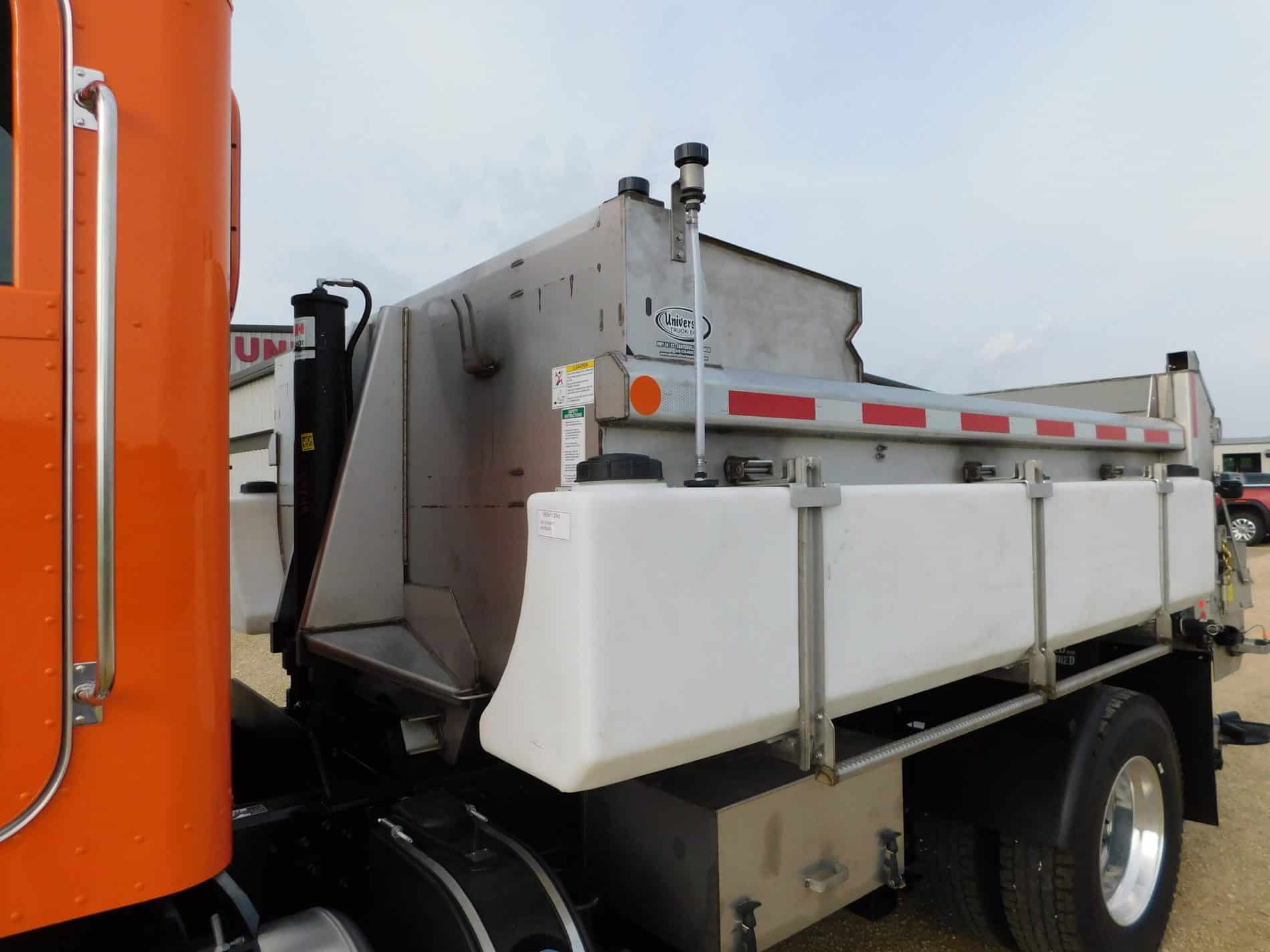 Taylor County | Universal Truck Equipment